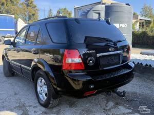 Melns Kia Sorento 2008 Prienai, ar dzinēja tilpumu 2.50 L un nobraukumu 262 tūkst. km par 3150 €, foto 6 vietnē AUTOMOTO.COM.LV