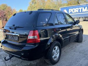 Melns Kia Sorento 2008 Prienai, ar dzinēja tilpumu 2.50 L un nobraukumu 262 tūkst. km par 3150 €, foto 8 vietnē AUTOMOTO.COM.LV