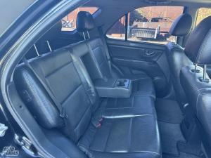 Melns Kia Sorento 2008 Prienai, ar dzinēja tilpumu 2.50 L un nobraukumu 262 tūkst. km par 3150 €, foto 10 vietnē AUTOMOTO.COM.LV