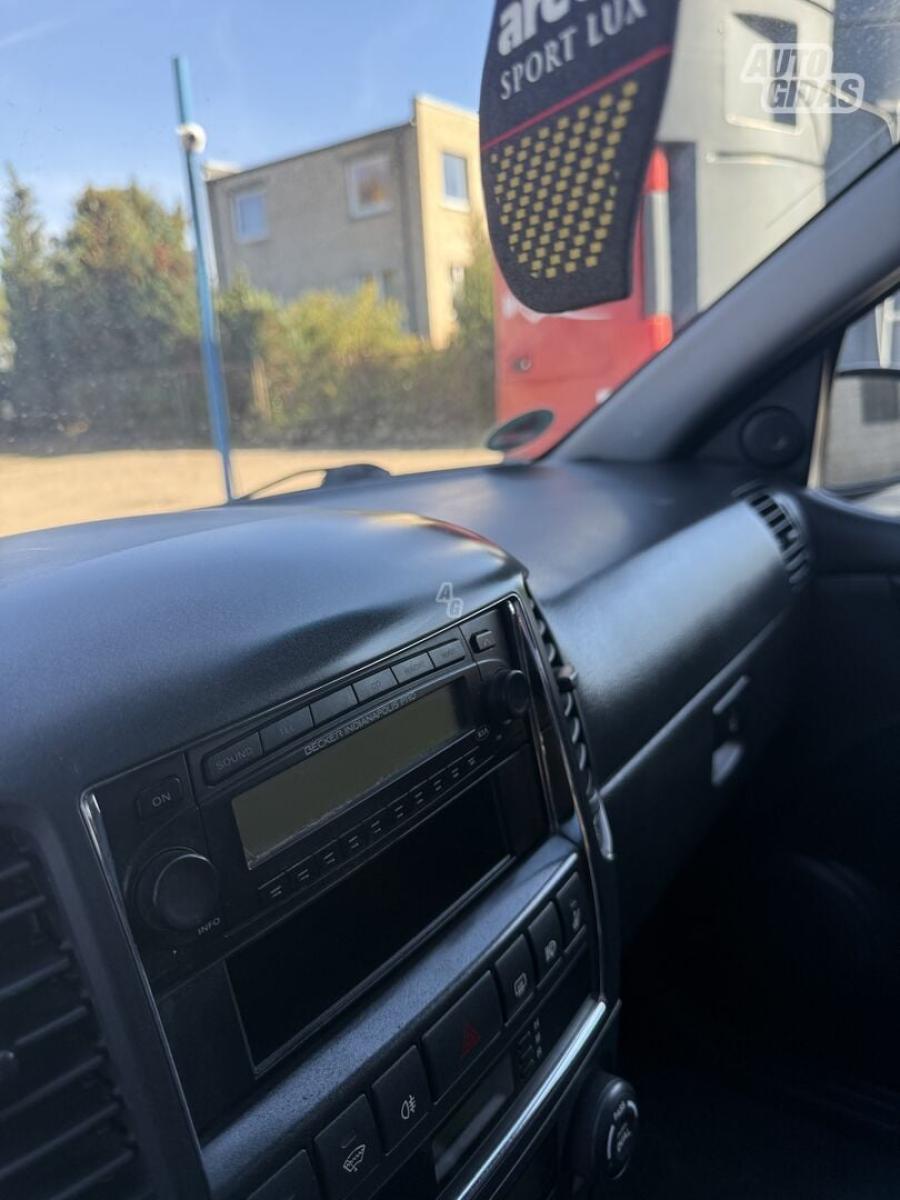 Melns Kia Sorento 2008 Prienai, ar dzinēja tilpumu 2.50 L un nobraukumu 262 tūkst. km par 3150 €, foto 22 vietnē AUTOMOTO.COM.LV