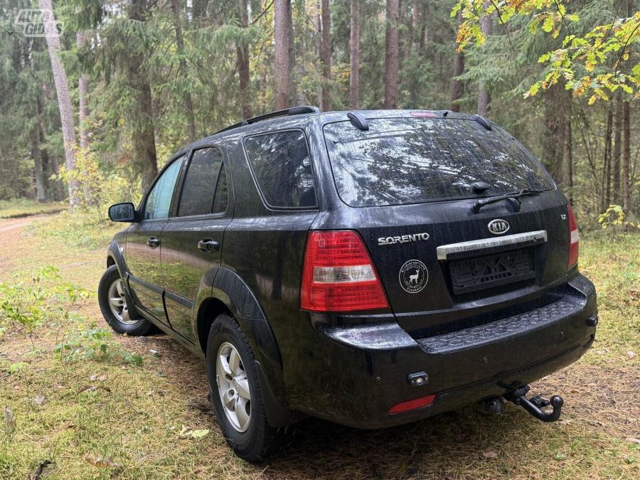 Melns Kia Sorento 2008 Prienai, ar dzinēja tilpumu 2.50 L un nobraukumu 262 tūkst. km par 3150 €, foto 6 vietnē AUTOMOTO.COM.LV