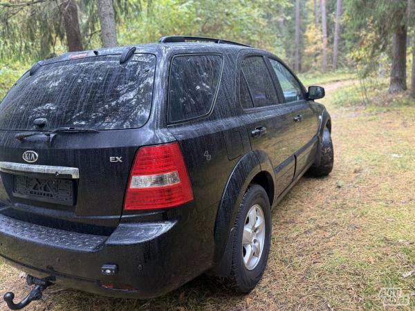 Kia Sorento 2008 Prienai vietnē Melns Kia Sorento 2008 Prienai, ar dzinēja tilpumu 2.50 L un nobraukumu 262 tūkst. km par 3150 €, foto 7 vietnē AUTOMOTO.COM.LV