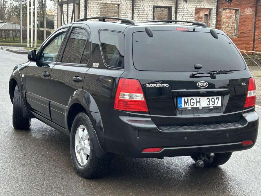 Melns Kia Sorento 2009 Ukmergė, ar dzinēja tilpumu 2.50 L un nobraukumu 273 tūkst. km par 3650 €, foto 3 vietnē AUTOMOTO.COM.LV