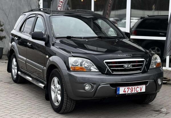 Melns Kia Sorento 2009 Radviliškis, ar dzinēja tilpumu 2.50 L un nobraukumu 260 tūkst. km par 4250 €, foto 4 vietnē AUTOMOTO.COM.LV