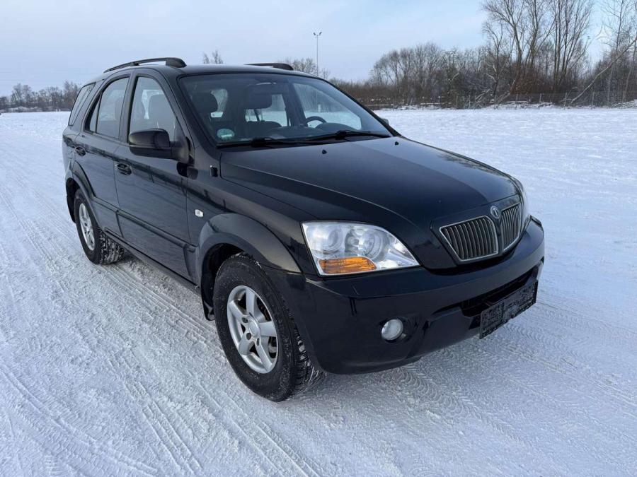 Melns Kia Sorento 2009 Marijampole, ar dzinēja tilpumu 2.50 L un nobraukumu 264 tūkst. km par 3700 €, foto 7 vietnē AUTOMOTO.COM.LV