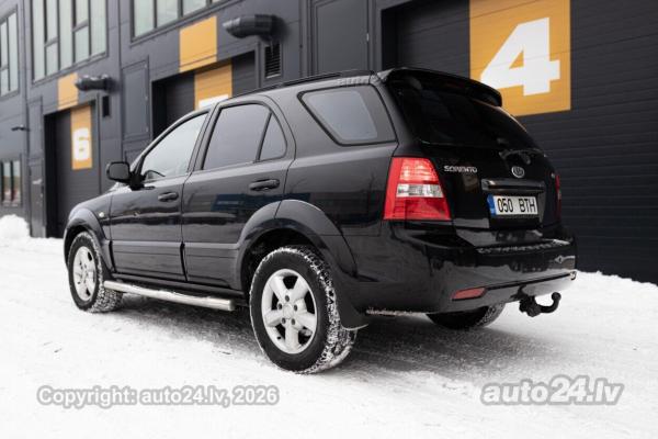 Melns Kia Sorento 2009 Tallina, ar dzinēja tilpumu 2.50 L un nobraukumu 231 tūkst. km par 4599 €, foto 2 vietnē AUTOMOTO.COM.LV