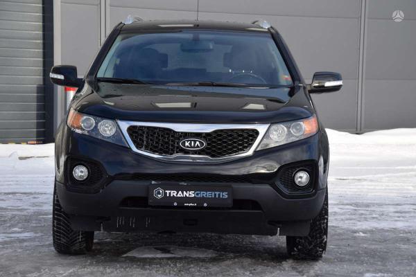 Melns Kia Sorento 2009 Viļņa, ar dzinēja tilpumu 2.35 L un nobraukumu 273 tūkst. km par 5999 €, foto 2 vietnē AUTOMOTO.COM.LV
