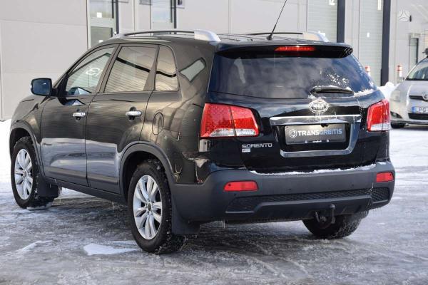 Melns Kia Sorento 2009 Viļņa, ar dzinēja tilpumu 2.35 L un nobraukumu 273 tūkst. km par 5999 €, foto 7 vietnē AUTOMOTO.COM.LV