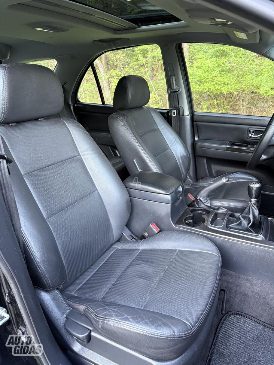 Black Kia Sorento 2009 in Prienai, with an engine capacity of 2.50 L and mileage of 258 thousand km for 3700 €, photo 12 on AUTOMOTO.COM.LV