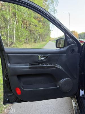 Black Kia Sorento 2009 in Prienai, with an engine capacity of 2.50 L and mileage of 258 thousand km for 3700 €, photo 17 on AUTOMOTO.COM.LV