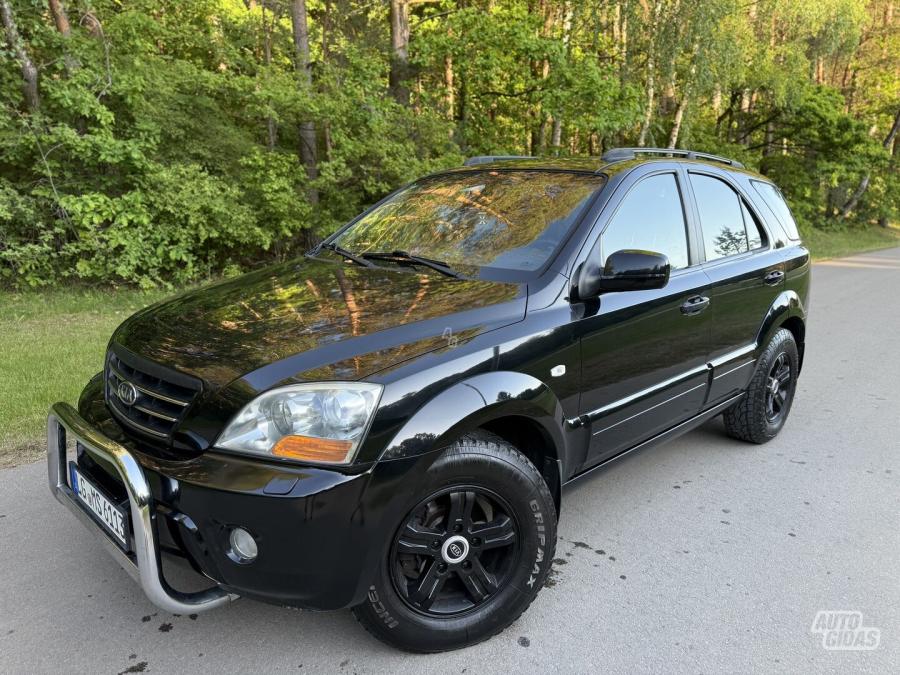 Melns Kia Sorento 2009 Prienai, ar dzinēja tilpumu 2.50 L un nobraukumu 215 tūkst. km par 3600 €, foto 4 vietnē AUTOMOTO.COM.LV