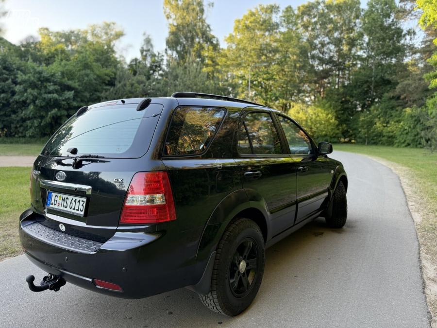 Melns Kia Sorento 2009 Prienai, ar dzinēja tilpumu 2.50 L un nobraukumu 215 tūkst. km par 3600 €, foto 9 vietnē AUTOMOTO.COM.LV
