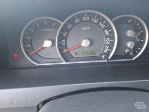 Black Kia Sorento 2009 in Prienai, with an engine capacity of 2.50 L and mileage of 215 thousand km for 3800 €, photo 29 on AUTOMOTO.COM.LV