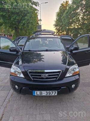 Черный Киа Соренто 2009 в Рига, объемом двигателя 2.50 л и пробегом 234 тыс. км за 4499 €, фото  на AUTOMOTO.COM.LV