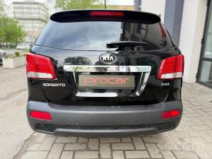 Melns Kia Sorento 2009 Rīga, ar dzinēja tilpumu 2.20 L un nobraukumu 271 tūkst. km par 5350 €, foto 7 vietnē AUTOMOTO.COM.LV