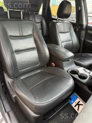 Melns Kia Sorento 2009 Rīga, ar dzinēja tilpumu 2.20 L un nobraukumu 271 tūkst. km par 5350 €, foto 13 vietnē AUTOMOTO.COM.LV