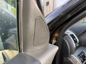 Black Kia Sorento 2009 in Riga, with an engine capacity of 2.20 L and mileage of 315 thousand km for 5500 €, photo 31 on AUTOMOTO.COM.LV