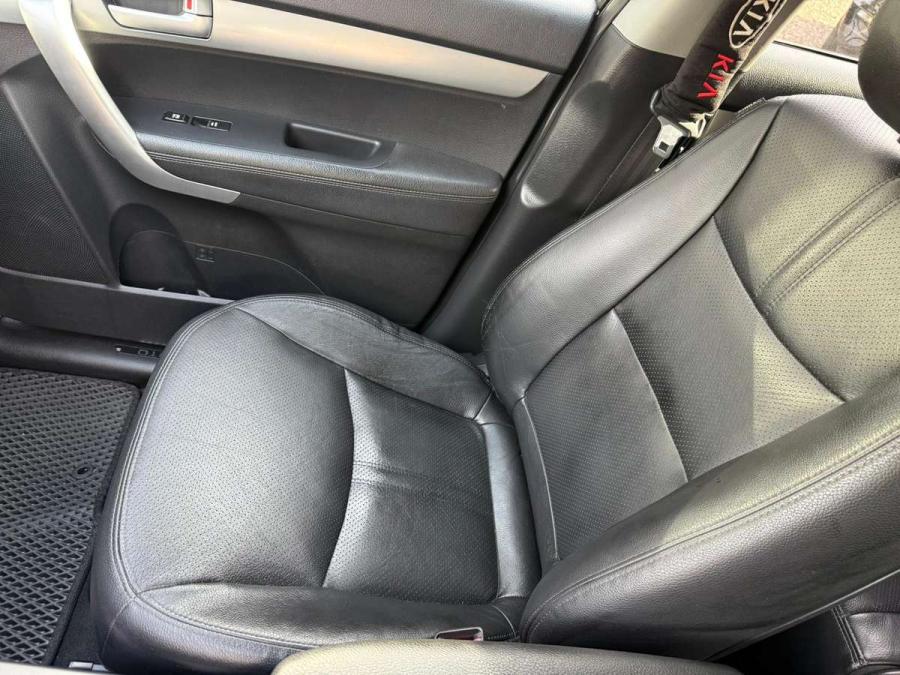 Melns Kia Sorento 2009 Rīga, ar dzinēja tilpumu 2.20 L un nobraukumu 315 tūkst. km par 4995 €, foto 23 vietnē AUTOMOTO.COM.LV