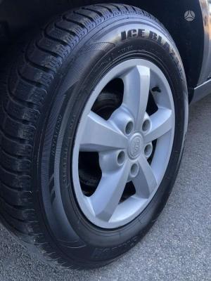 Melns Kia Sorento 2009 Kauņa, ar dzinēja tilpumu 2.50 L un nobraukumu 280 tūkst. km par 3200 €, foto 23 vietnē AUTOMOTO.COM.LV
