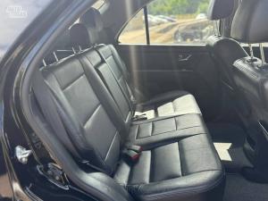 Black Kia Sorento 2009 in Prienai, with an engine capacity of 2.50 L and mileage of 225 thousand km for 3700 €, photo 19 on AUTOMOTO.COM.LV