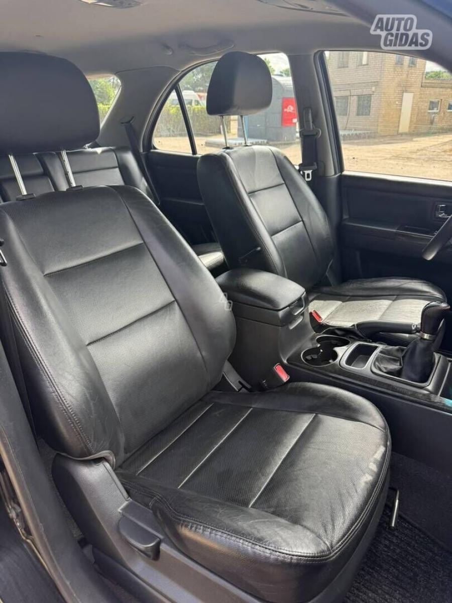 Black Kia Sorento 2009 in Prienai, with an engine capacity of 2.50 L and mileage of 225 thousand km for 3700 €, photo 22 on AUTOMOTO.COM.LV