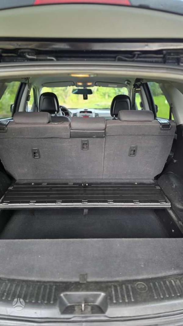 Melns Kia Sorento 2009 Viļņa, ar dzinēja tilpumu 2.20 L un nobraukumu 328 tūkst. km par 5700 €, foto 8 vietnē AUTOMOTO.COM.LV