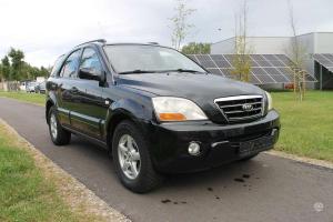 Melns Kia Sorento 2009 Prienai, ar dzinēja tilpumu 2.50 L un nobraukumu 189 tūkst. km par 2950 €, foto 3 vietnē AUTOMOTO.COM.LV