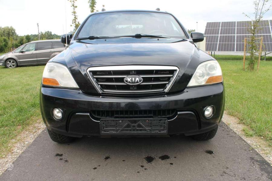 Melns Kia Sorento 2009 Prienai, ar dzinēja tilpumu 2.50 L un nobraukumu 189 tūkst. km par 2950 €, foto 6 vietnē AUTOMOTO.COM.LV