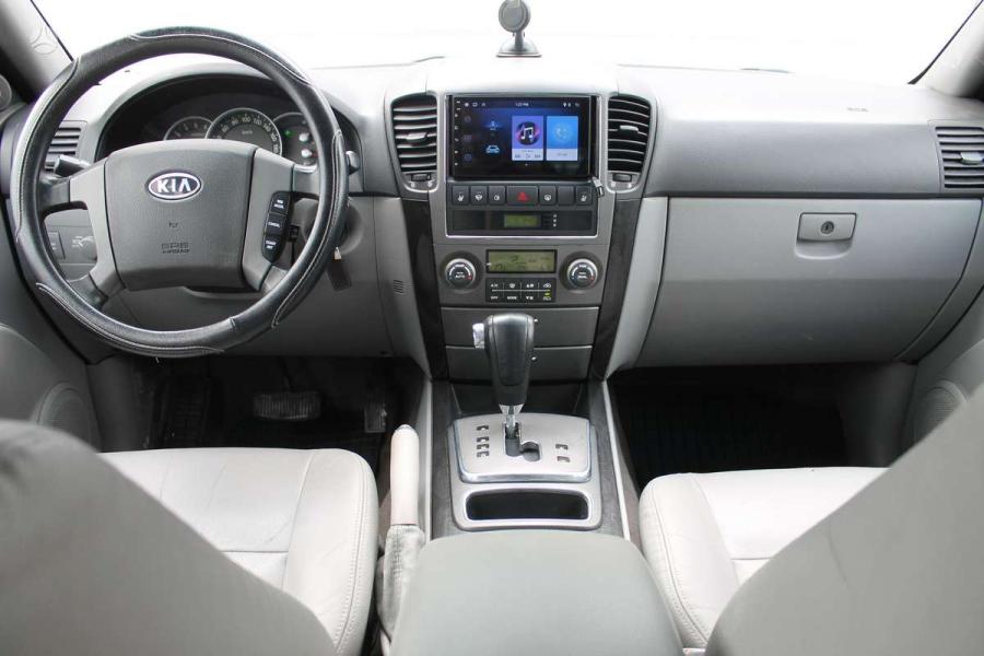 Melns Kia Sorento 2009 Prienai, ar dzinēja tilpumu 2.50 L un nobraukumu 189 tūkst. km par 2950 €, foto 11 vietnē AUTOMOTO.COM.LV