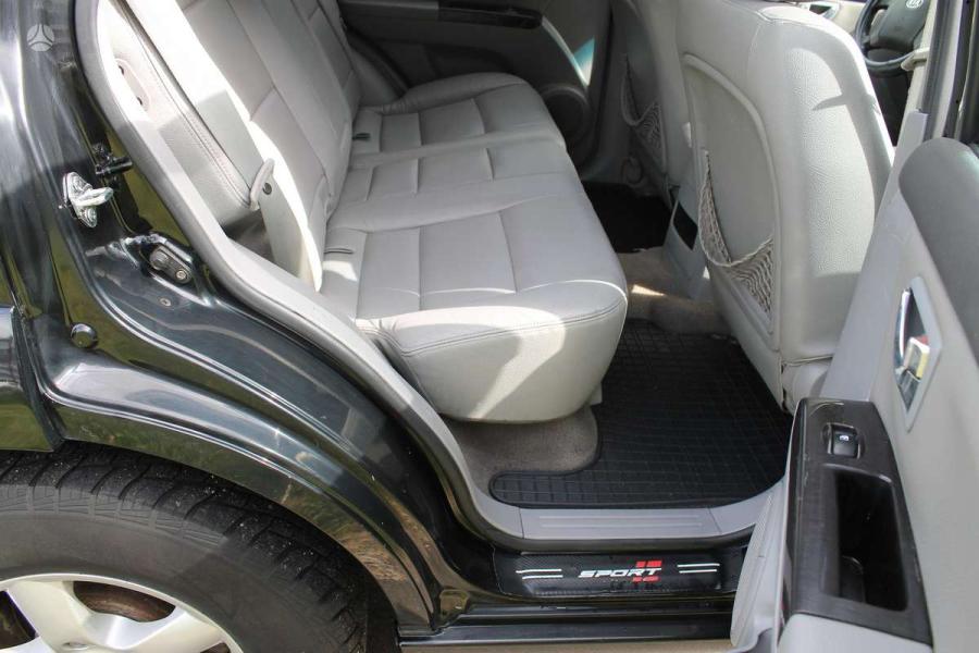 Melns Kia Sorento 2009 Prienai, ar dzinēja tilpumu 2.50 L un nobraukumu 189 tūkst. km par 2950 €, foto 15 vietnē AUTOMOTO.COM.LV