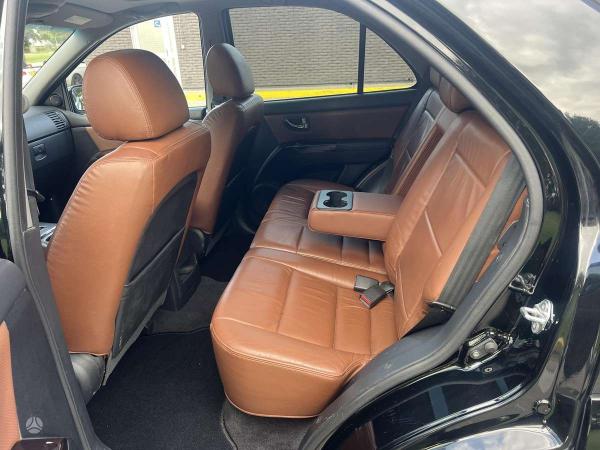 Black Kia Sorento 2009 in Utena, with an engine capacity of 2.50 L and mileage of 168 thousand km for 5000 €, photo 10 on AUTOMOTO.COM.LV