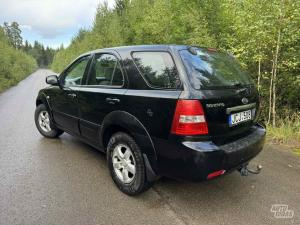 Melns Kia Sorento 2009 Viļņa, ar dzinēja tilpumu 2.50 L un nobraukumu 231 tūkst. km par 3500 €, foto 5 vietnē AUTOMOTO.COM.LV