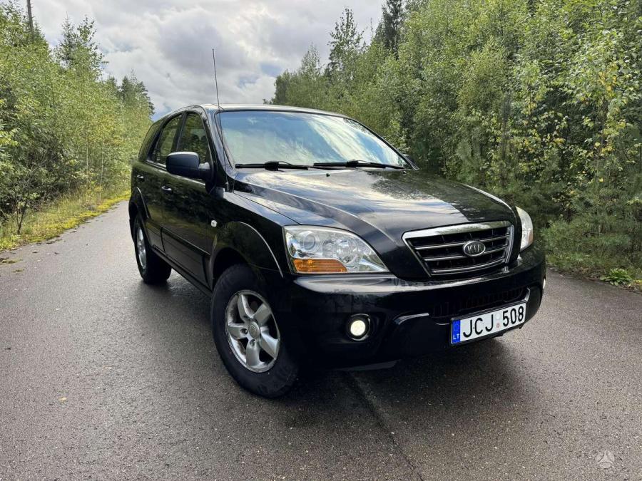 Melns Kia Sorento 2009 Šalčininkai, ar dzinēja tilpumu 2.50 L un nobraukumu 231 tūkst. km par 3500 €, foto 4 vietnē AUTOMOTO.COM.LV