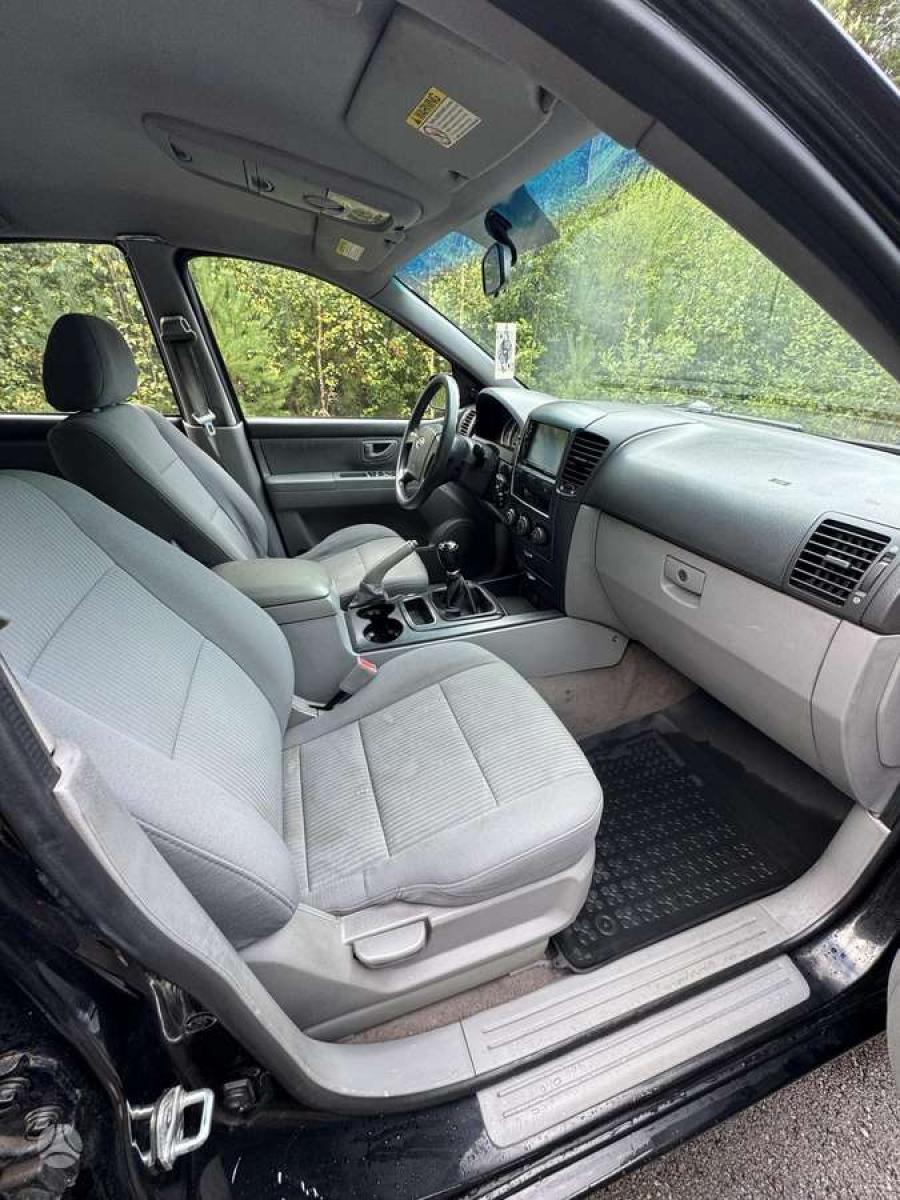 Melns Kia Sorento 2009 Šalčininkai, ar dzinēja tilpumu 2.50 L un nobraukumu 231 tūkst. km par 3500 €, foto 11 vietnē AUTOMOTO.COM.LV