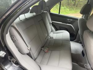 Black Kia Sorento 2009 in Prienai, with an engine capacity of 2.50 L and mileage of 249 thousand km for 2650 €, photo 13 on AUTOMOTO.COM.LV