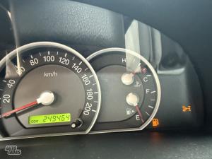 Black Kia Sorento 2009 in Prienai, with an engine capacity of 2.50 L and mileage of 249 thousand km for 2650 €, photo 23 on AUTOMOTO.COM.LV