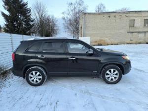 Melns Kia Sorento 2010 Marijampole, ar dzinēja tilpumu 2.20 L un nobraukumu 275 tūkst. km par 5650 €, foto 4 vietnē AUTOMOTO.COM.LV
