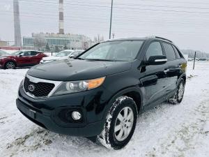 Melns Kia Sorento 2010 Kauņa, ar dzinēja tilpumu 2.20 L un nobraukumu 190 tūkst. km par 7450 €, foto  vietnē AUTOMOTO.COM.LV