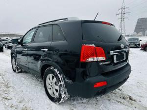 Melns Kia Sorento 2010 Kauņa, ar dzinēja tilpumu 2.20 L un nobraukumu 190 tūkst. km par 7450 €, foto 6 vietnē AUTOMOTO.COM.LV