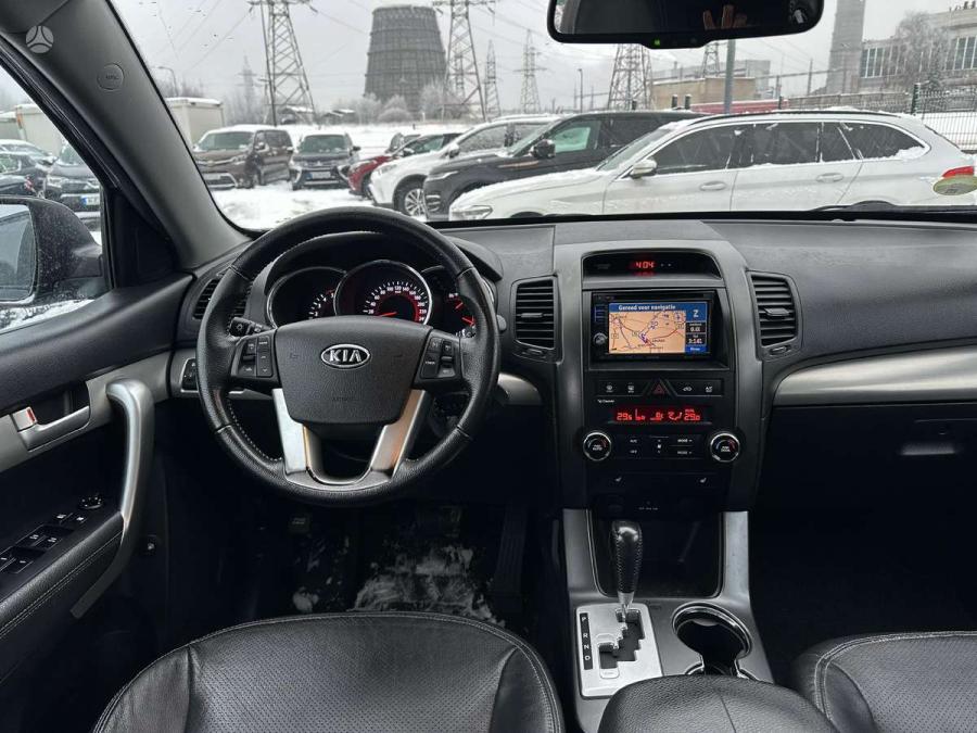 Melns Kia Sorento 2010 Kauņa, ar dzinēja tilpumu 2.20 L un nobraukumu 190 tūkst. km par 7450 €, foto 21 vietnē AUTOMOTO.COM.LV