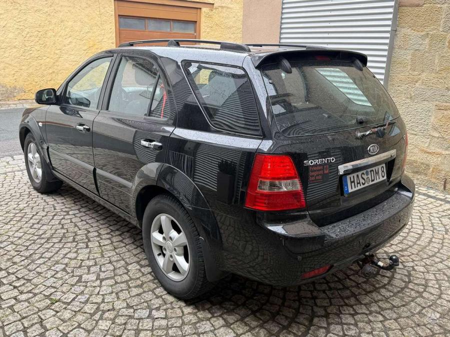 Melns Kia Sorento 2010 Utena, ar dzinēja tilpumu 2.50 L un nobraukumu 241 tūkst. km par 2100 €, foto 5 vietnē AUTOMOTO.COM.LV