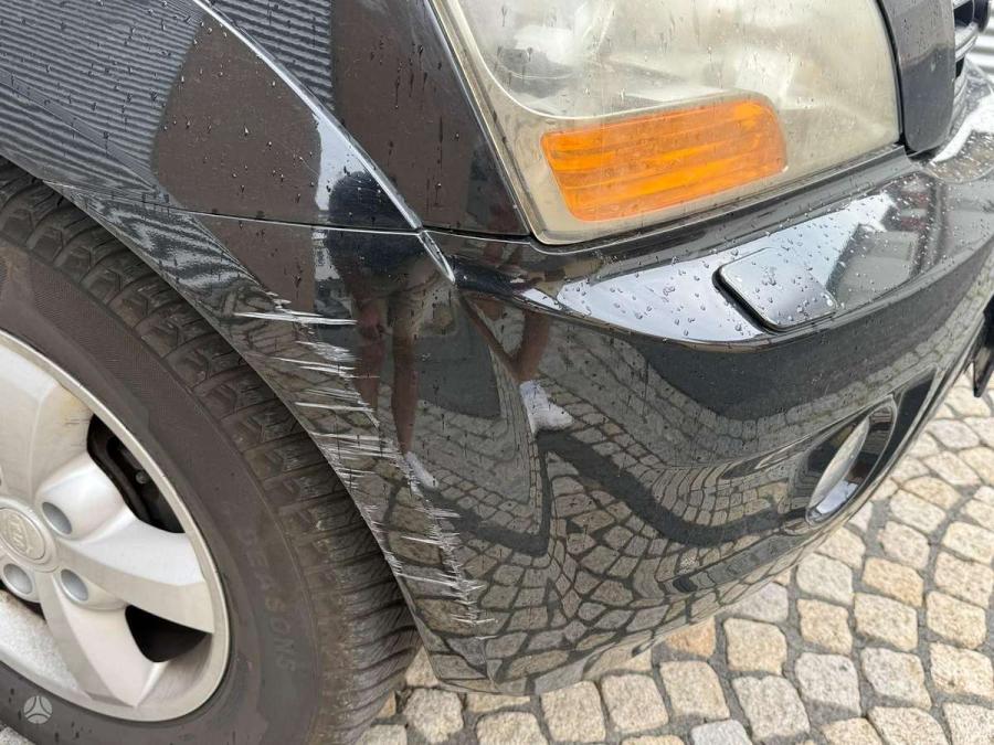 Melns Kia Sorento 2010 Utena, ar dzinēja tilpumu 2.50 L un nobraukumu 241 tūkst. km par 2100 €, foto 8 vietnē AUTOMOTO.COM.LV