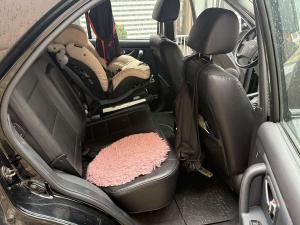 Melns Kia Sorento 2010 Utena, ar dzinēja tilpumu 2.50 L un nobraukumu 241 tūkst. km par 2100 €, foto 11 vietnē AUTOMOTO.COM.LV