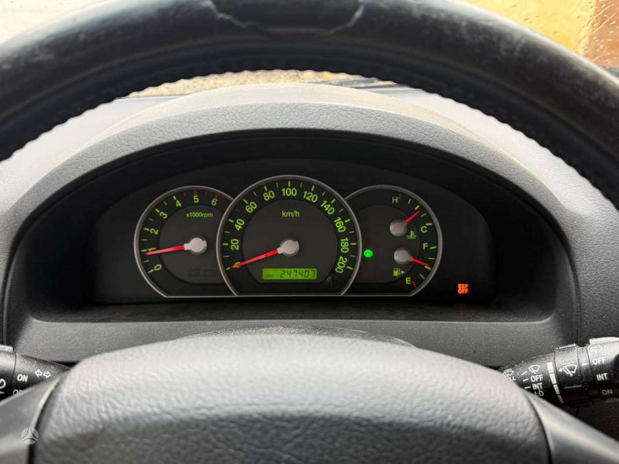 Melns Kia Sorento 2010 Utena, ar dzinēja tilpumu 2.50 L un nobraukumu 241 tūkst. km par 2100 €, foto 15 vietnē AUTOMOTO.COM.LV