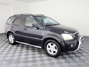 Black Kia Sorento 2010 in Tallinn, with an engine capacity of 2.50 L and mileage of 227 thousand km for 3499 €, photo  on AUTOMOTO.COM.LV