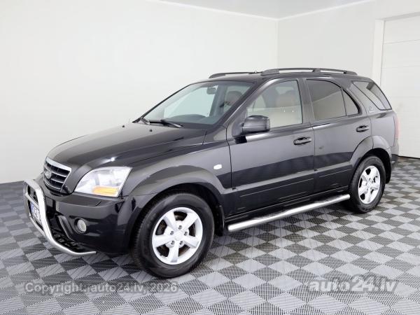 Black Kia Sorento 2010 in Tallinn, with an engine capacity of 2.50 L and mileage of 227 thousand km for 3499 €, photo 2 on AUTOMOTO.COM.LV