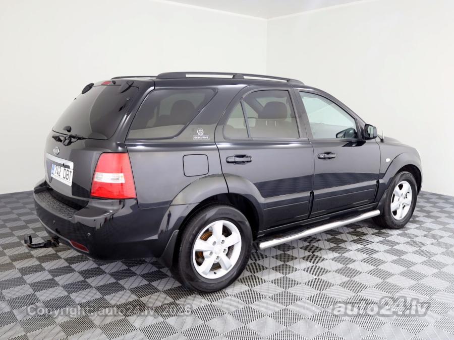 Melns Kia Sorento 2010 Tallina, ar dzinēja tilpumu 2.50 L un nobraukumu 227 tūkst. km par 3499 €, foto 4 vietnē AUTOMOTO.COM.LV