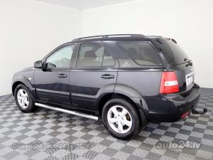 Melns Kia Sorento 2010 Tallina, ar dzinēja tilpumu 2.50 L un nobraukumu 227 tūkst. km par 3499 €, foto 5 vietnē AUTOMOTO.COM.LV