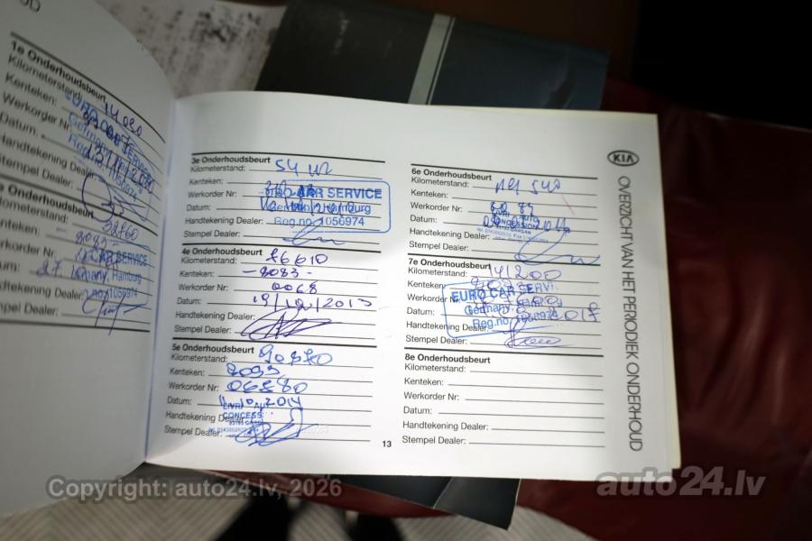 Melns Kia Sorento 2010 Tallina, ar dzinēja tilpumu 2.50 L un nobraukumu 227 tūkst. km par 3499 €, foto 9 vietnē AUTOMOTO.COM.LV