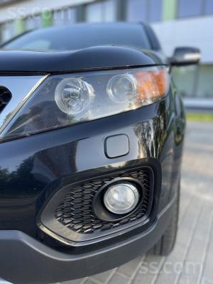 Melns Kia Sorento 2010 Rēzekne, ar dzinēja tilpumu 2.20 L un nobraukumu 272 tūkst. km par 7500 €, foto 6 vietnē AUTOMOTO.COM.LV